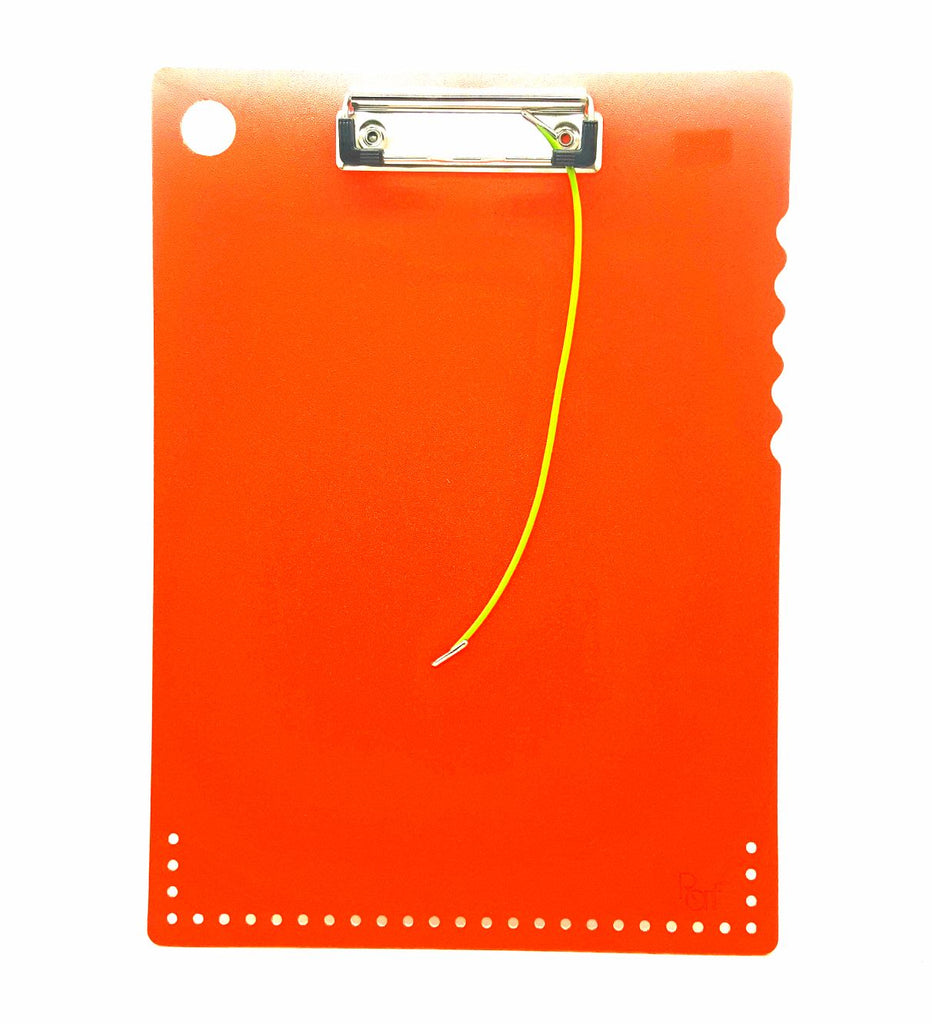 Plastic Colored Clip Board Long – [OFFICEMONO]